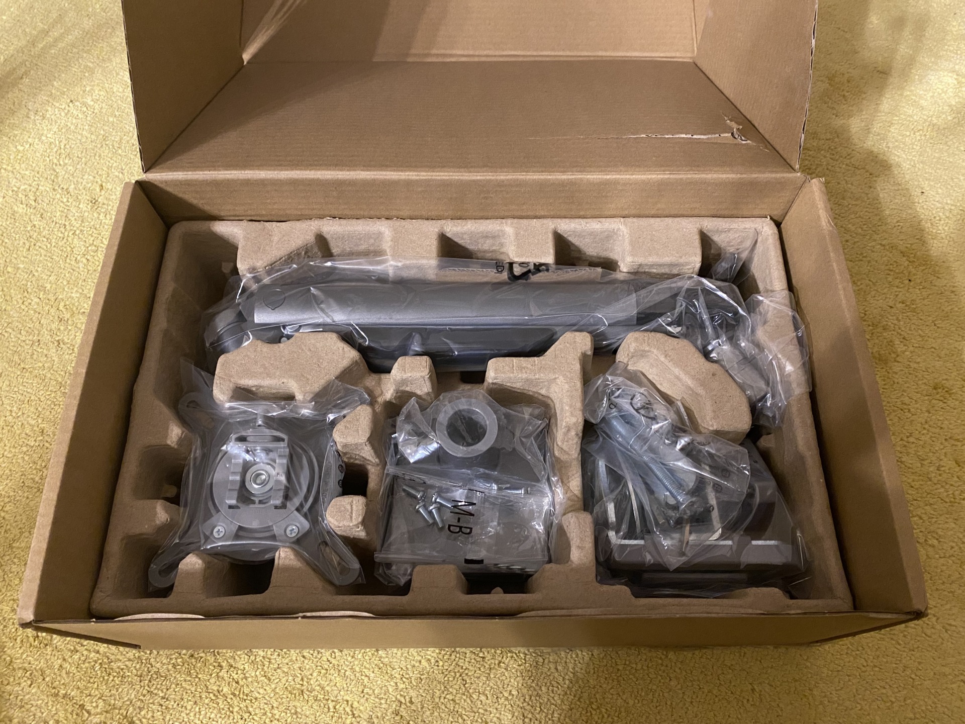 【コスパ最強】オススメのモニターアーム『快適ワーク DA112』とモニターライト「NI-X2」をレビュー！ 27インチDELLモニターで付け方やメリットを解説！