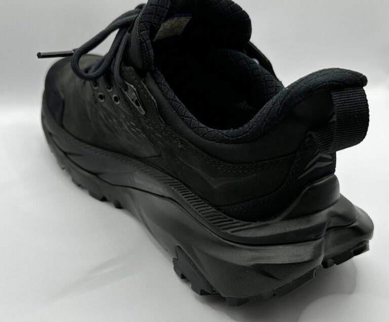 【KAHA2 LOW GTXレビュー】HOKA（ホカ）のハイキングシューズはタウンユースにもおすすめ！サイズ感やゴアテックスなどの機能をご紹介！